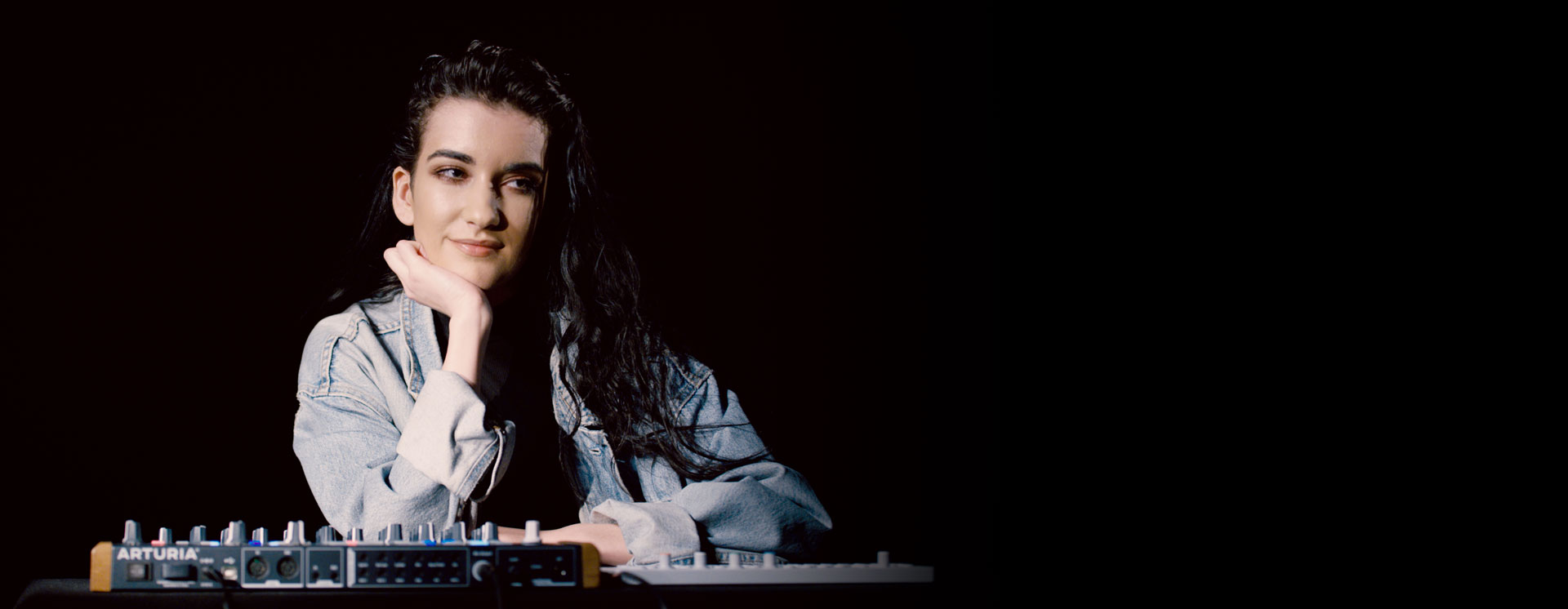 Arturia - Anna Straker